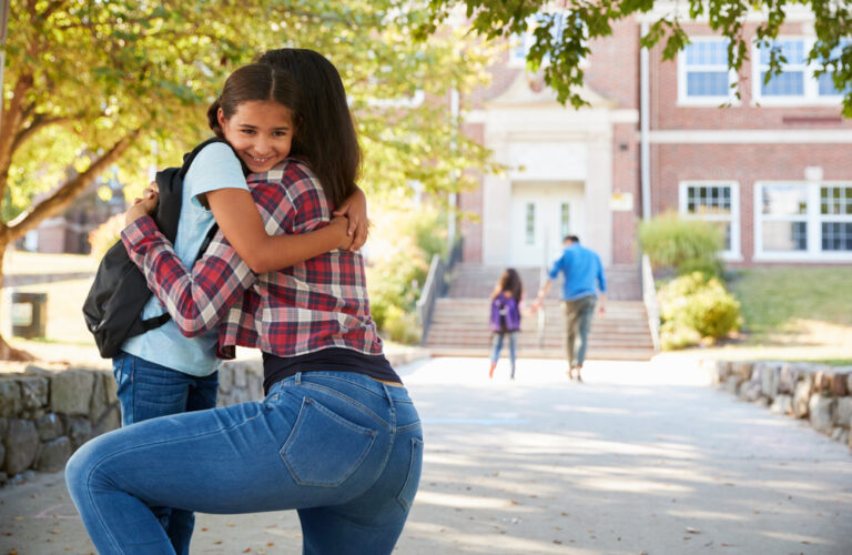 Navigating the Morning Rush: A Parent's Guide to Smoother School Drop-offs